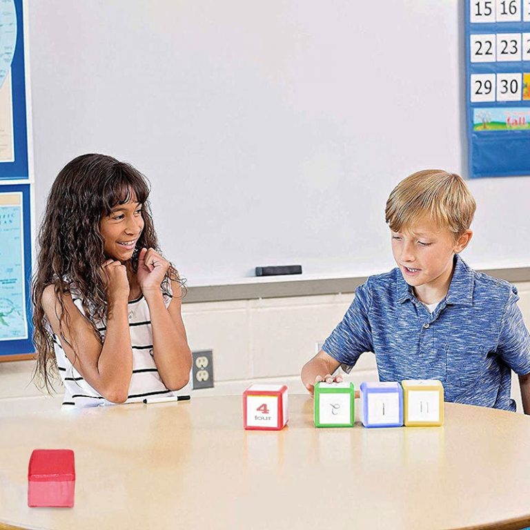 Foam Dice with Pockets (Blank) 4pcs/Set – VIP Educational Supplies Pte Ltd